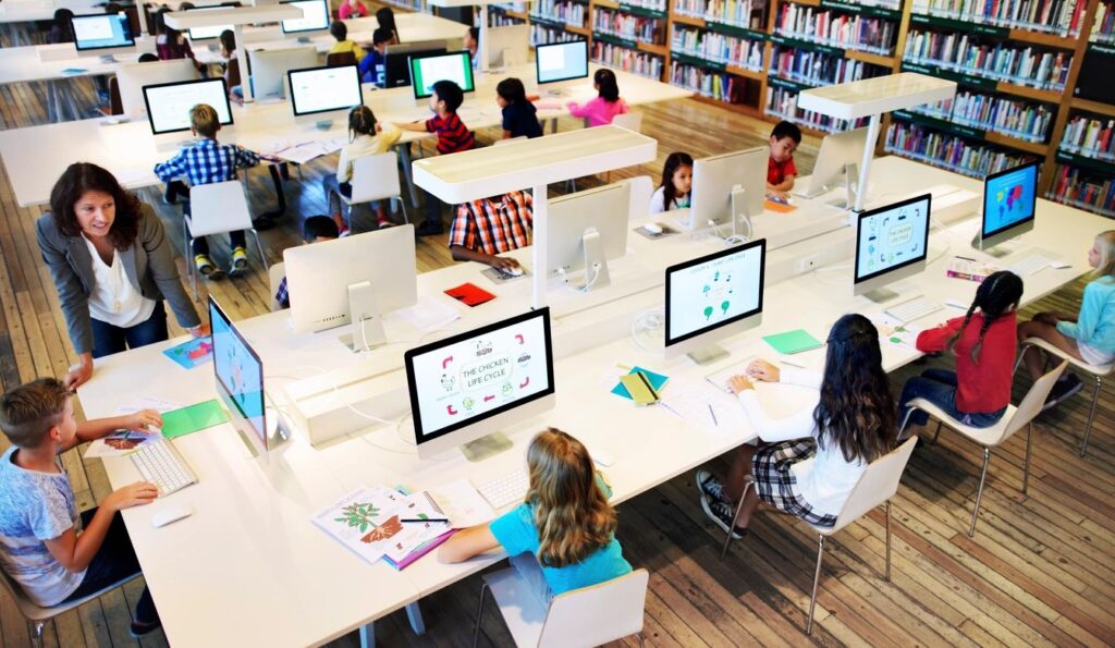The Rise of Distance Learning Technology To Keep Students Engaged